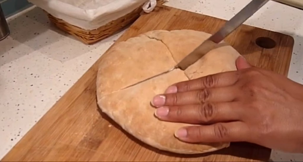 My Traditional Berber Moroccan Bread Recipe | Tajinny.com